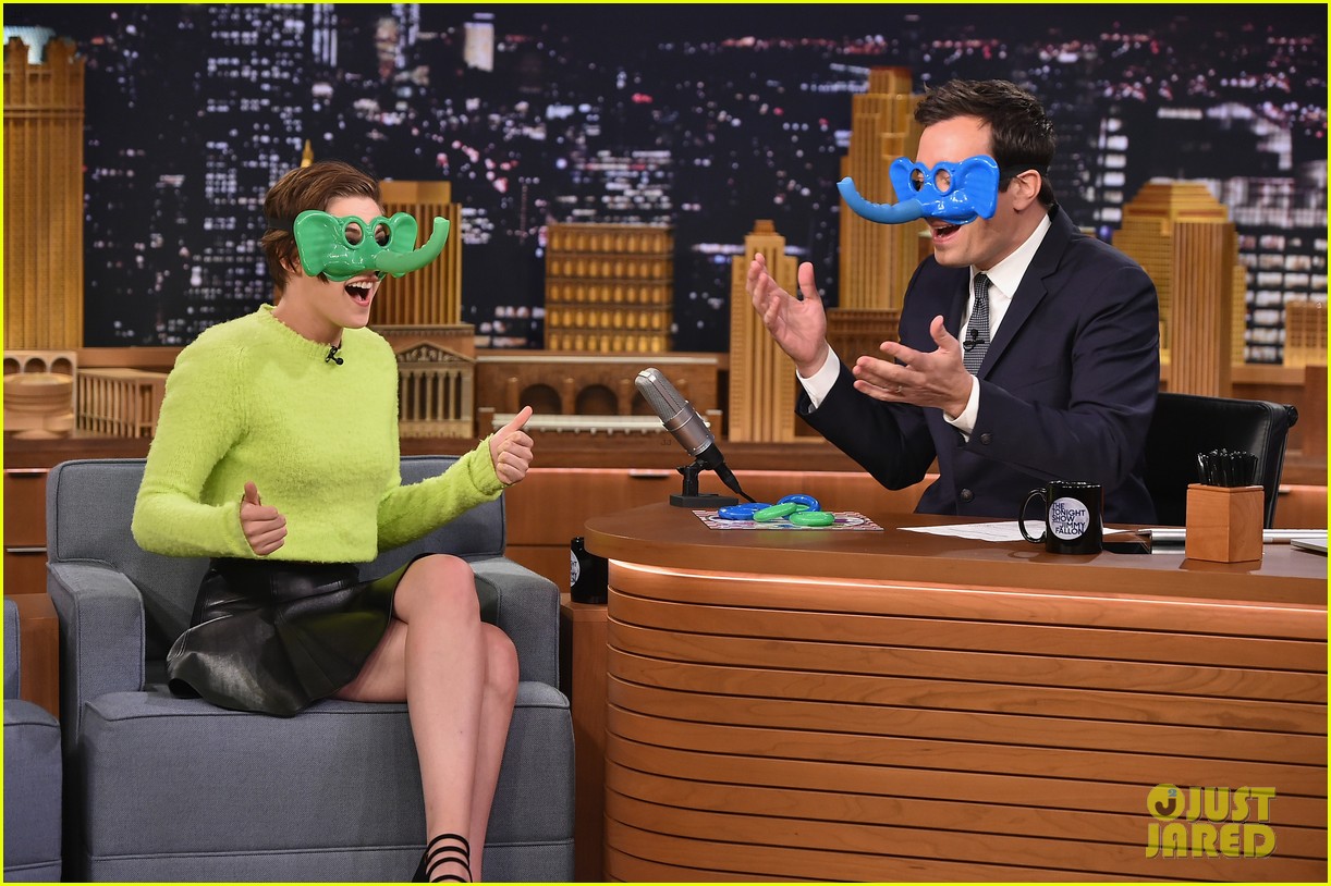 Kristen Stewart Plays 'Ring Around the Nosy' with Jimmy Fallon!: Photo ...