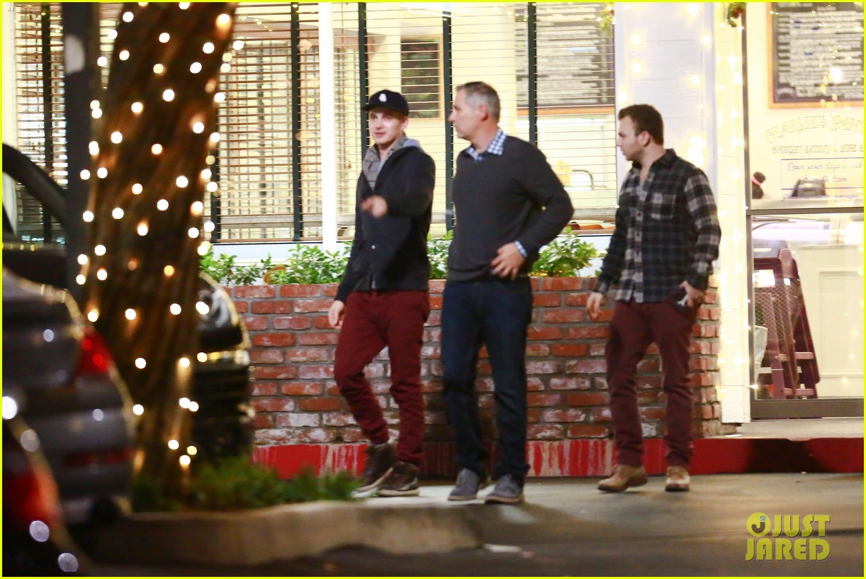 Hayden Christensen Steps Out After Baby News: Photo 3245908 | Hayden ...