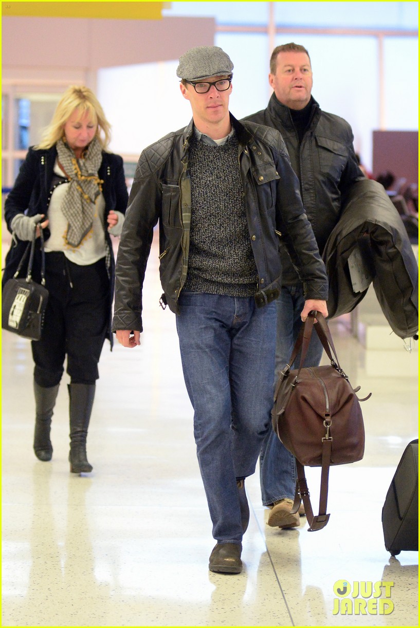 Jon Stewart Can't Stop Hitting on Benedict Cumberbatch, Wants to Rip ...