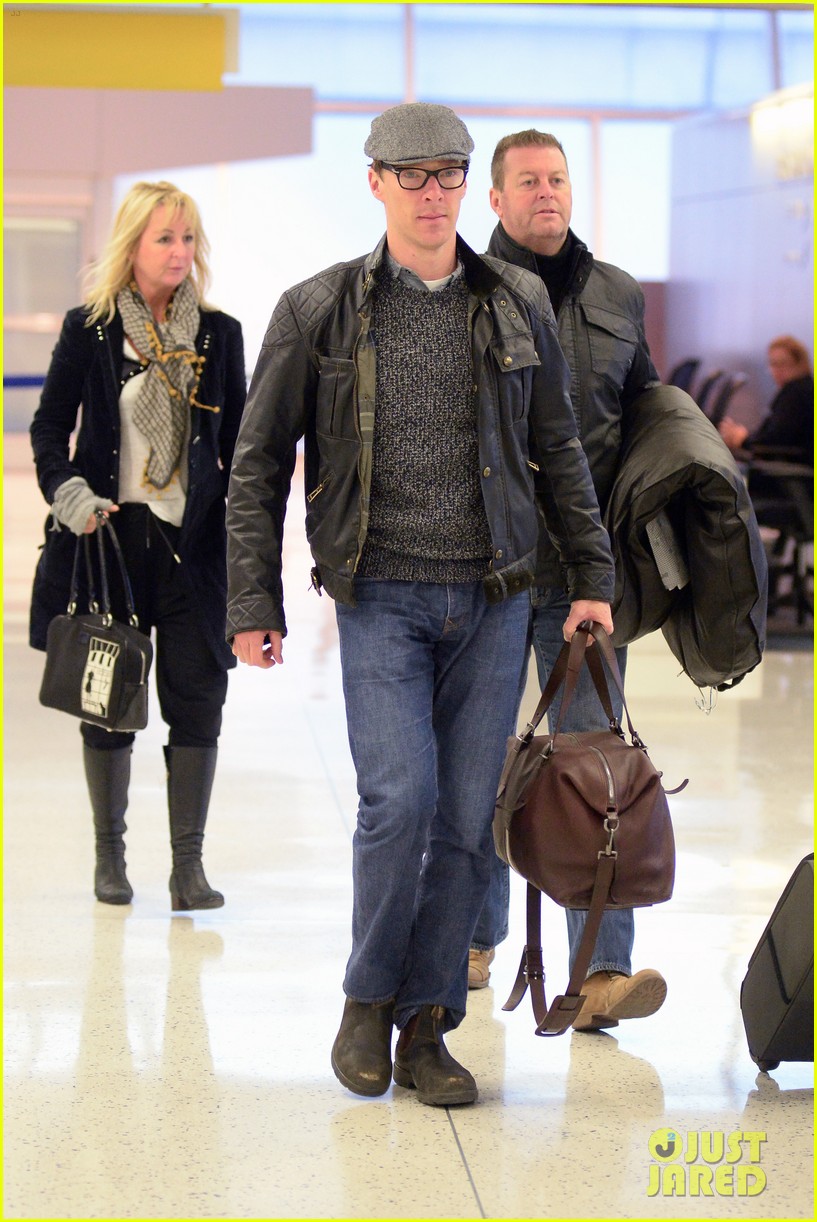 Jon Stewart Can't Stop Hitting on Benedict Cumberbatch, Wants to Rip ...