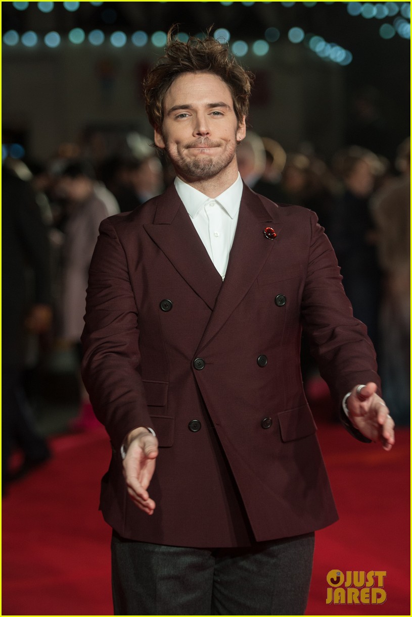 Natalie Dormer & Sam Claflin Premiere 'Hunger Games: Mockingjay' In ...