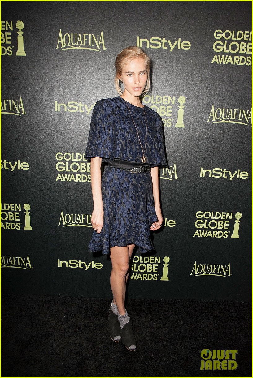 Emily Ratajkowski Shows Off Her Long Legs at Golden Globes Award Season ...