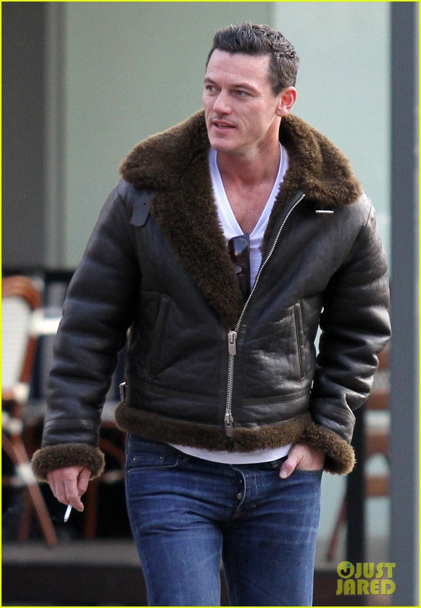 Luke Evans Steps Out with Rumored Boyfriend Jon Kortajarena For Lunch ...
