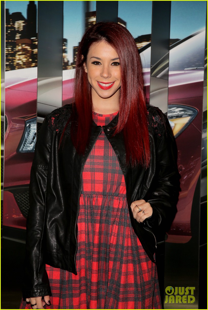 Julianne Hough's Ladies Night Was Shut Down by Fire Marshall!: Photo ...