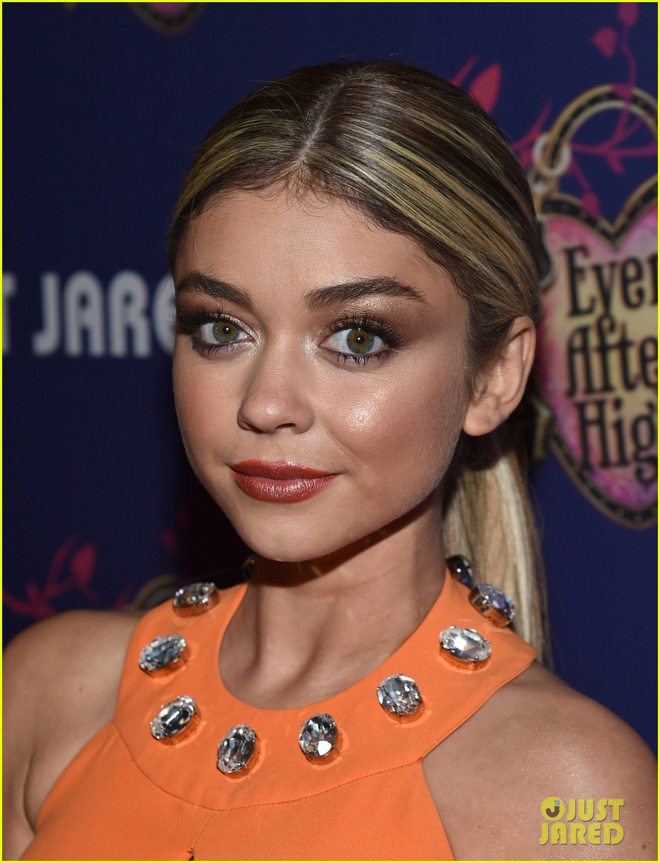 Sarah Hyland & Italia Ricci Show Off Their Homecoming Style at Just ...