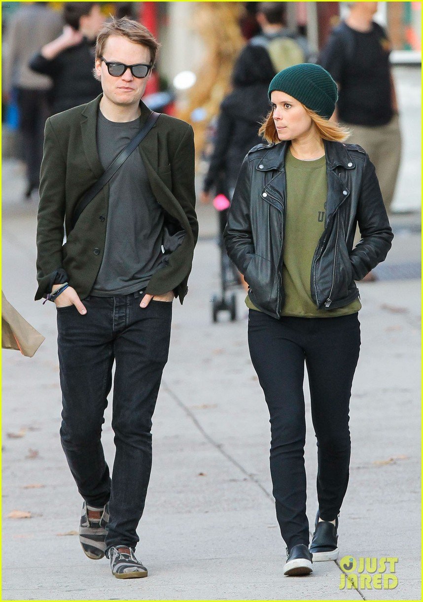 Kate Mara & James Marsden Show Hot Chemistry in the Shower Together For ...