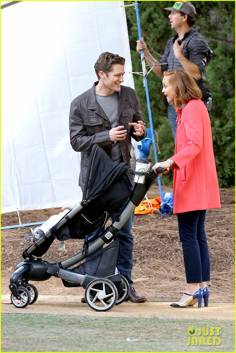 Lea Michele & Darren Criss Get Egged On Fun 'Glee' Set: Photo 3245966 ...