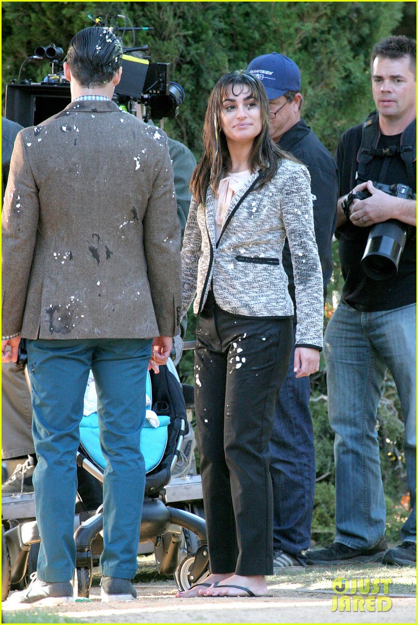 Lea Michele & Darren Criss Get Egged On Fun 'Glee' Set: Photo 3245978 ...