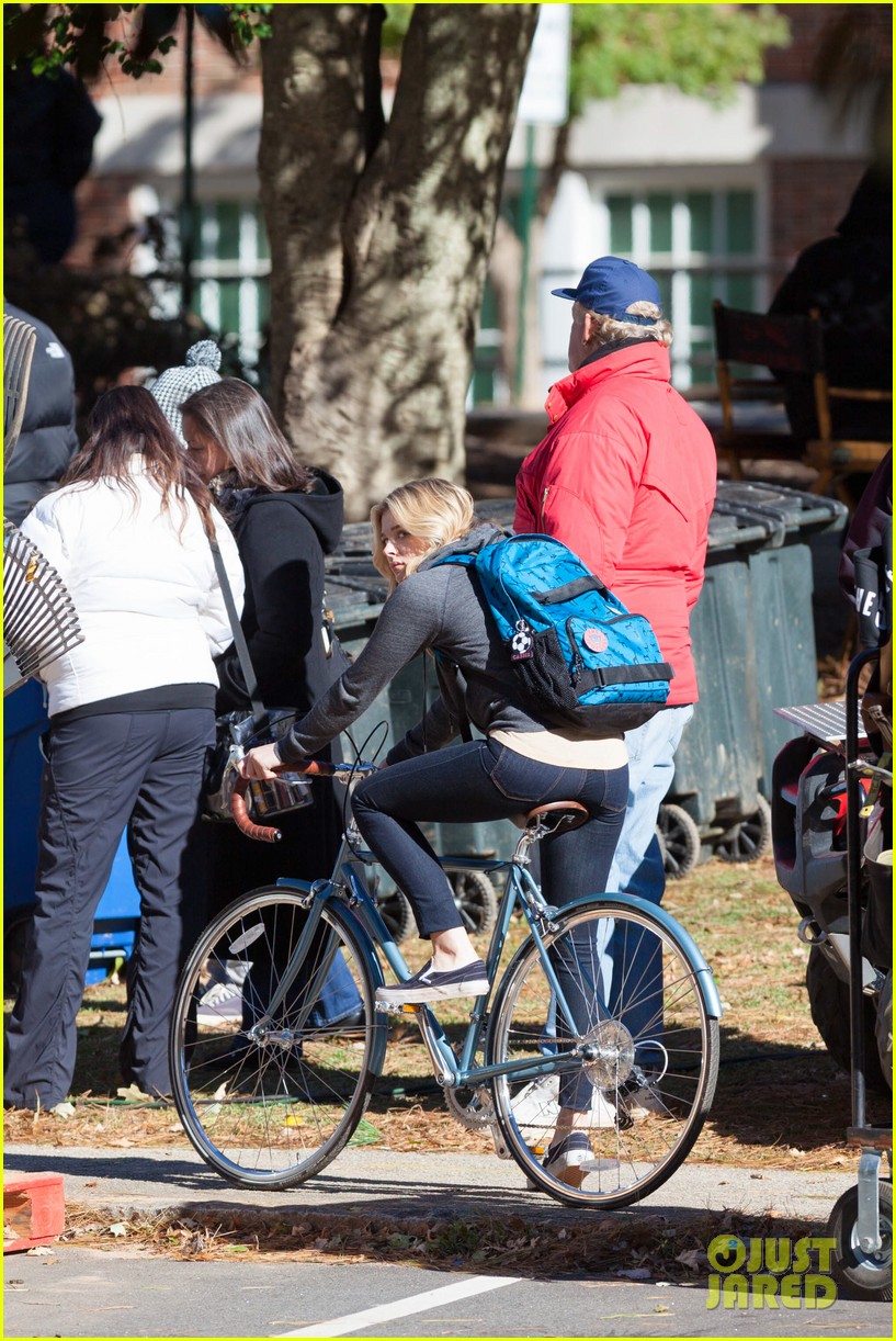 Chloe Moretz: Liev Schreiber Joins 'The 5th Wave' As Colonel Vosch ...