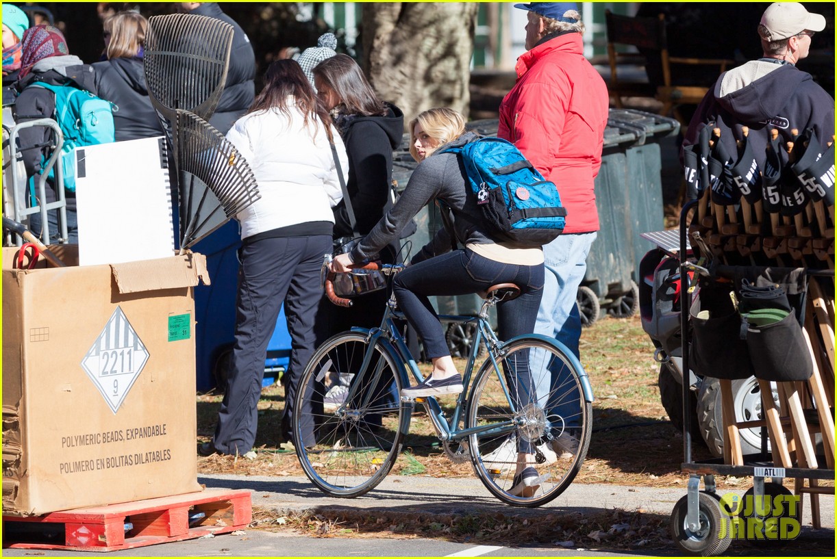 Chloe Moretz: Liev Schreiber Joins 'The 5th Wave' As Colonel Vosch ...