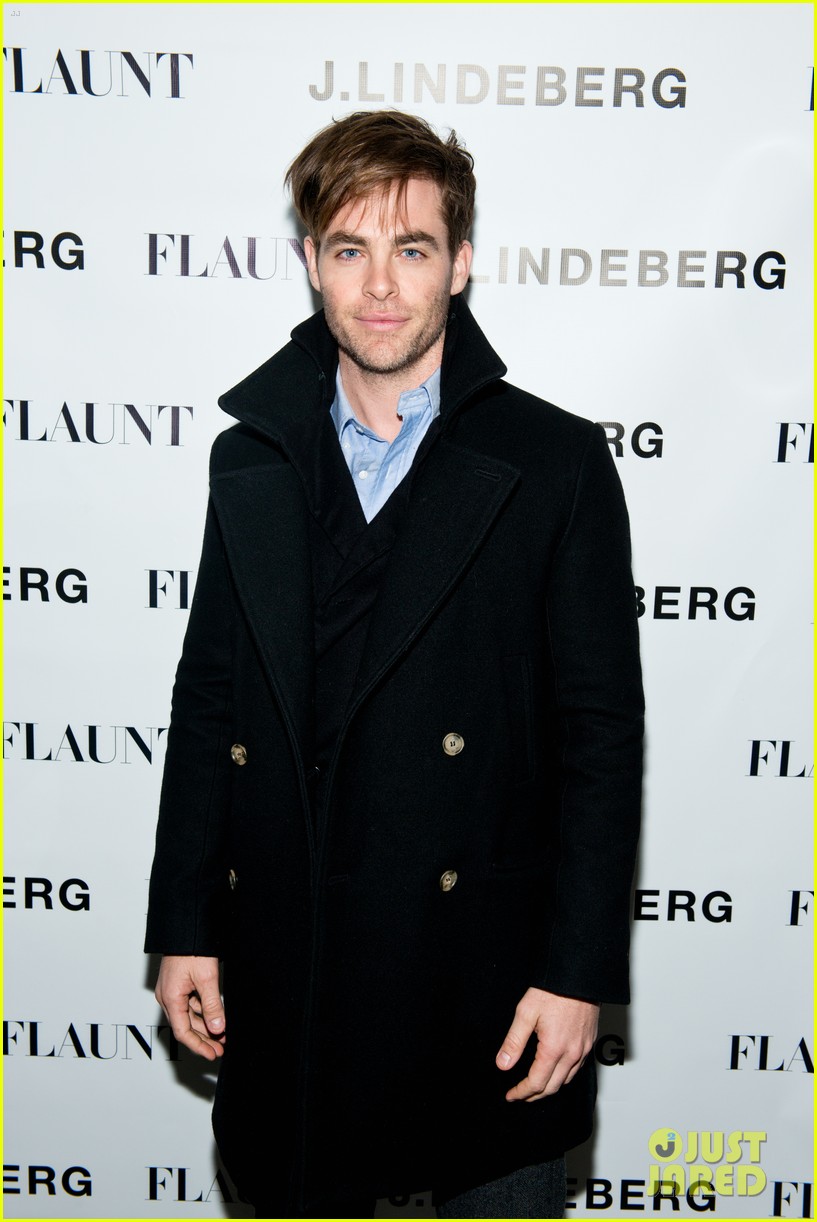 Chris Pine Is Sleek In a Pea Coat to Celebrate 'Flaunt' Cover!: Photo ...