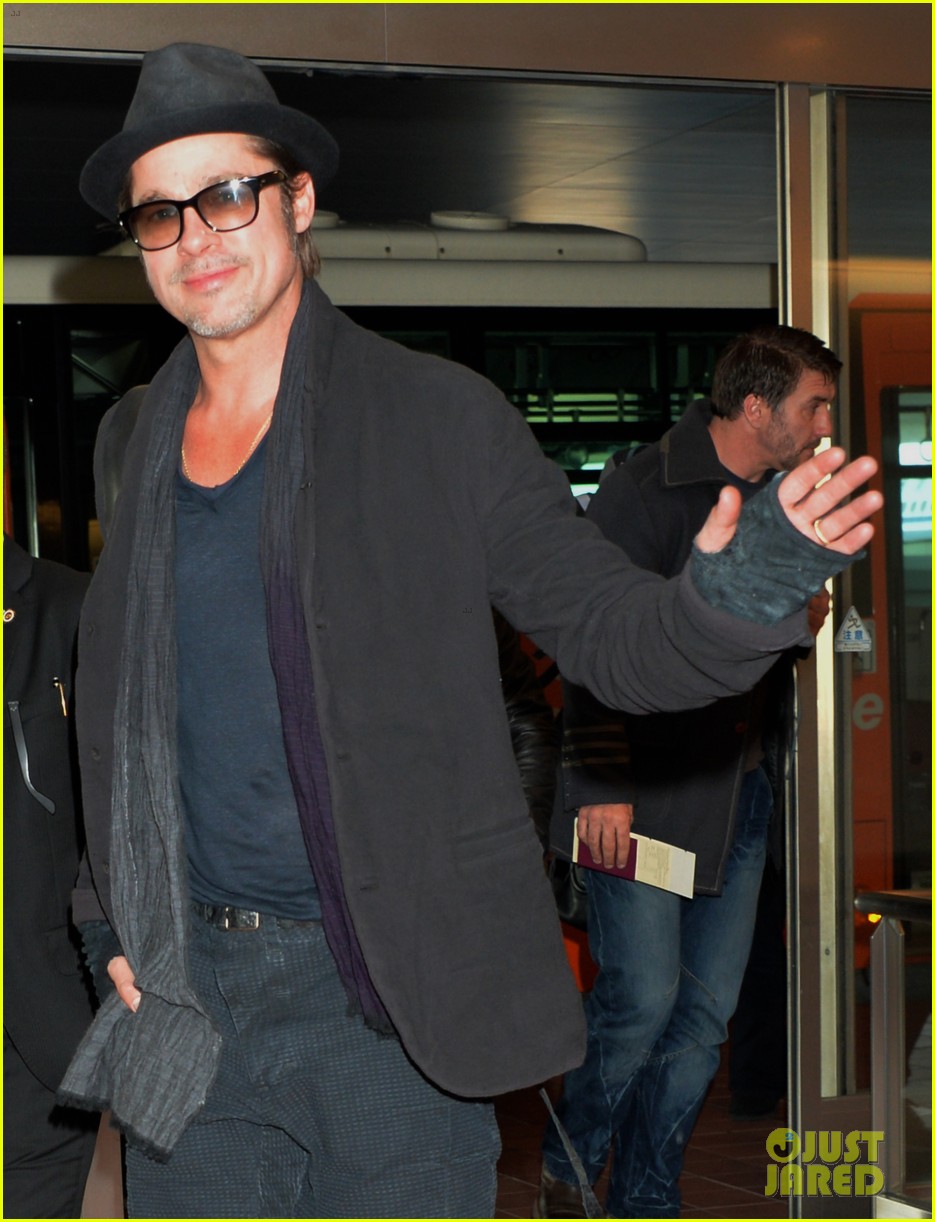 Brad Pitt & Logan Lerman Hit Tokyo for 'Fury' Press Tour!: Photo ...