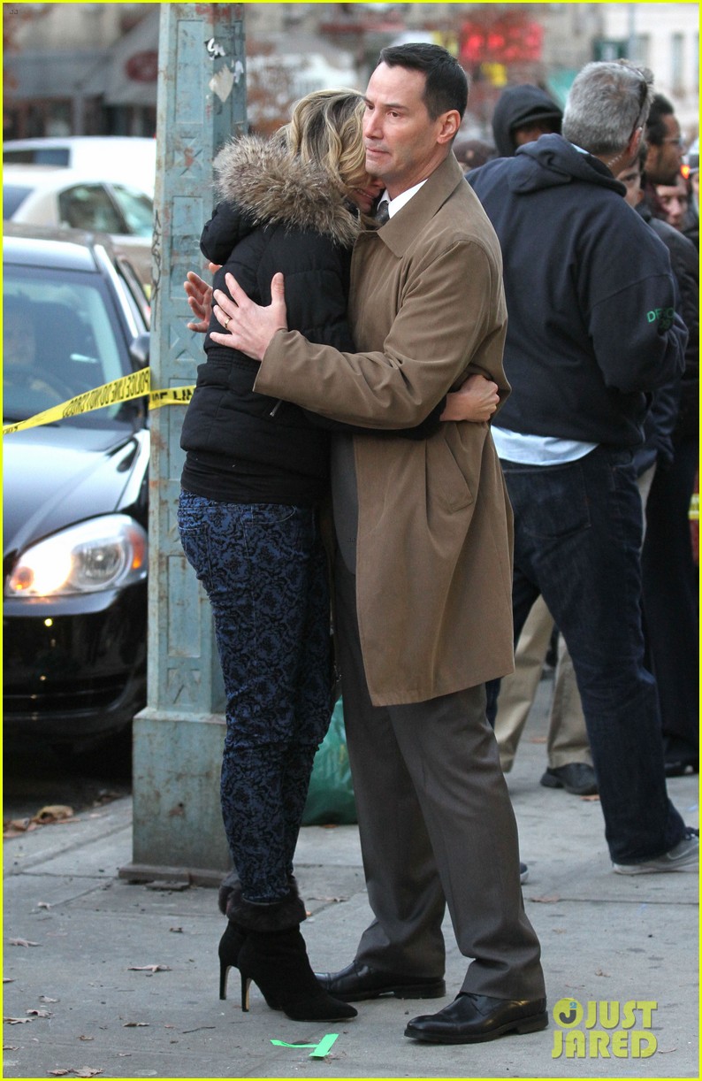 Keanu Reeves Comforts Crying Mira Sorvino in Emotional 'Daughter of God ...