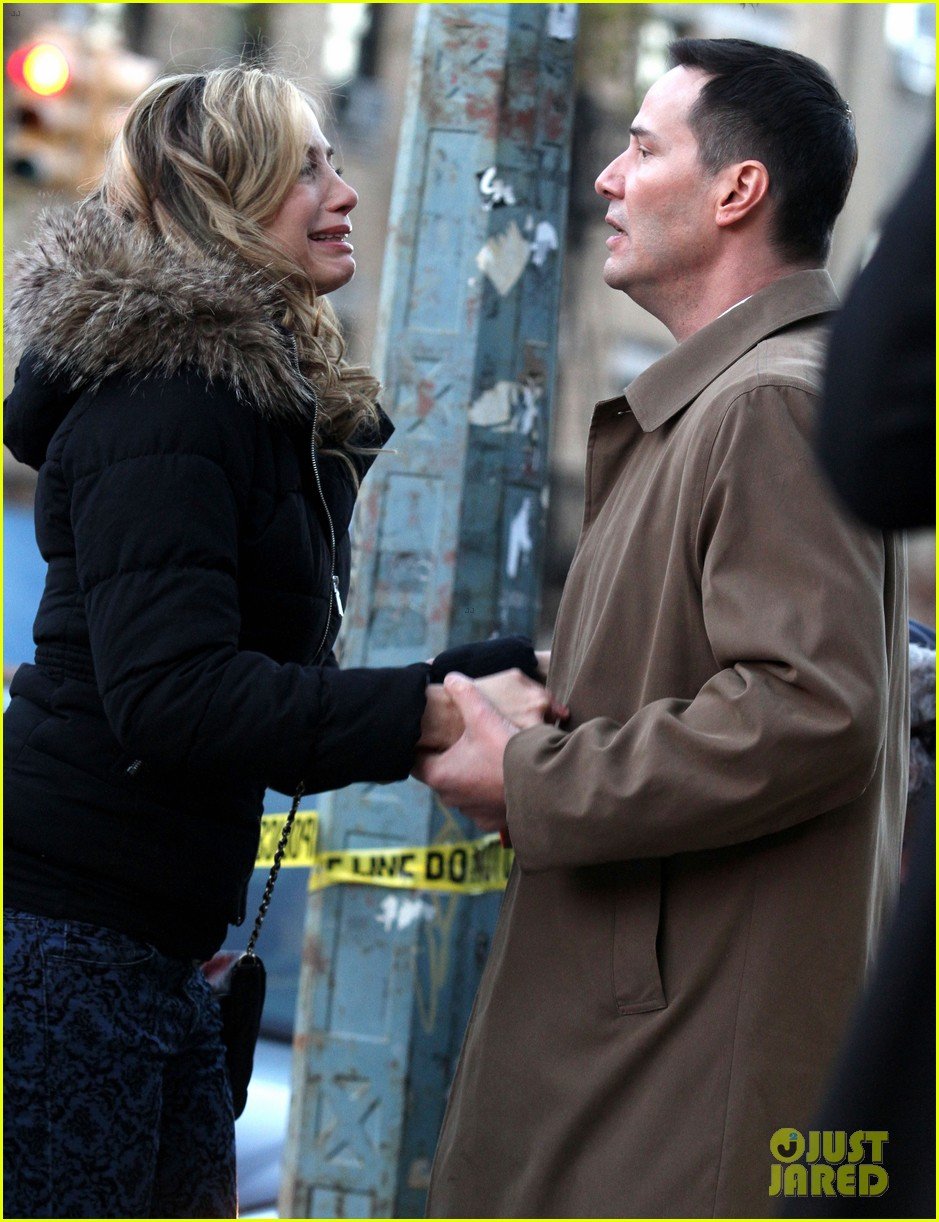 Keanu Reeves Comforts Crying Mira Sorvino in Emotional 'Daughter of God ...