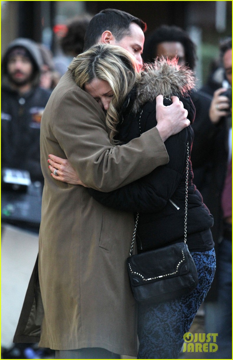 Keanu Reeves Comforts Crying Mira Sorvino in Emotional 'Daughter of God ...