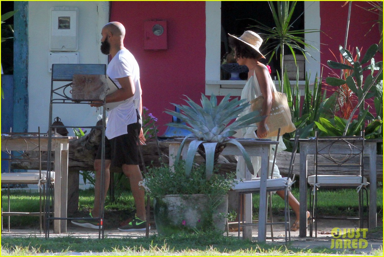 Solange Knowles & New Husband Alan Ferguson Enjoy Relaxing Honeymoon in ...