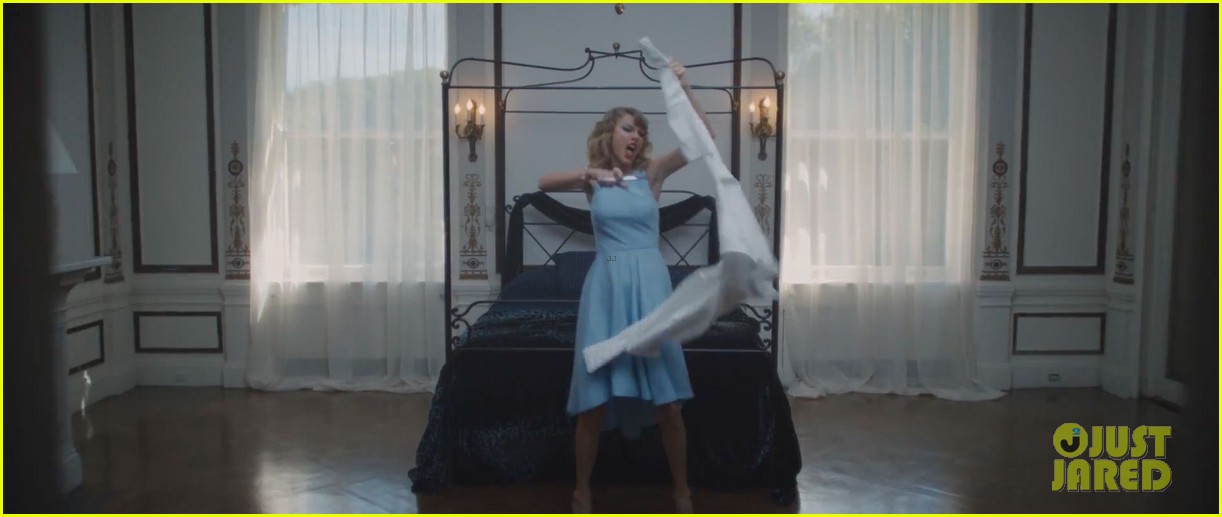Taylor Swift Goes Crazy Over Sean O'Pry in 'Blank Space' Video: Photo ...