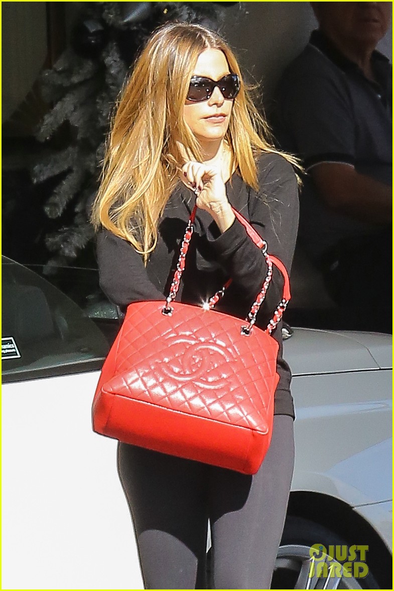 Sofia Vergara's Accent is a Hot Topic on 'The Noah Ritter Show': Photo ...