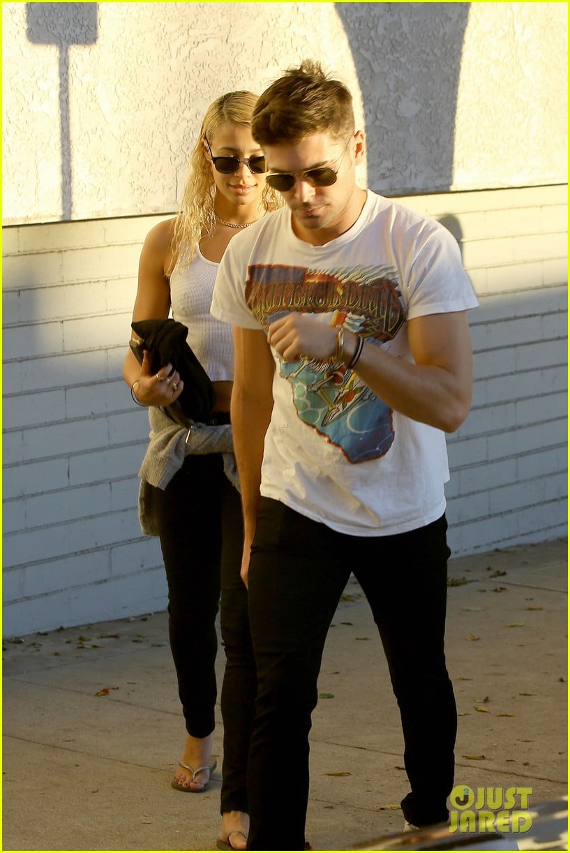 Zac Efron Accompanies Sami Miro To Modeling Meeting: Photo 3235836 ...