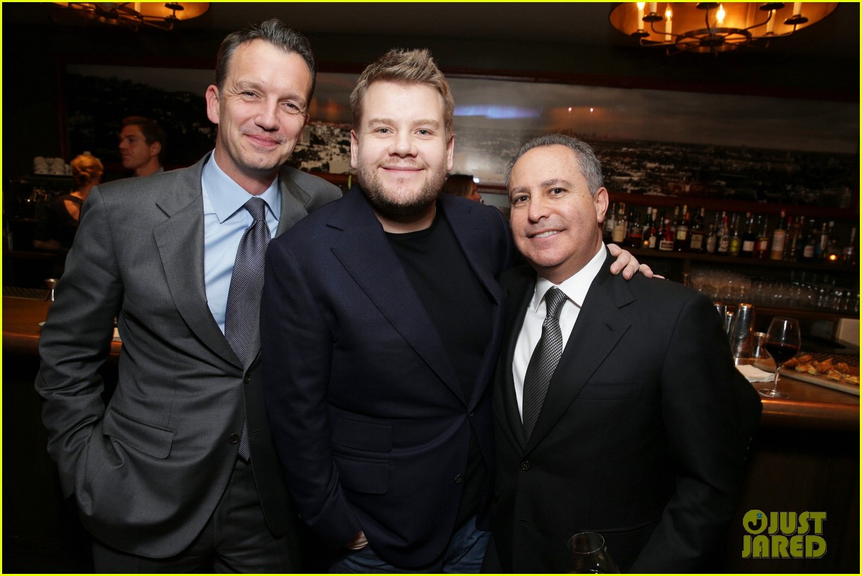 Emily Blunt, Meryl Streep, & James Corden Get Festive at 'Into The ...