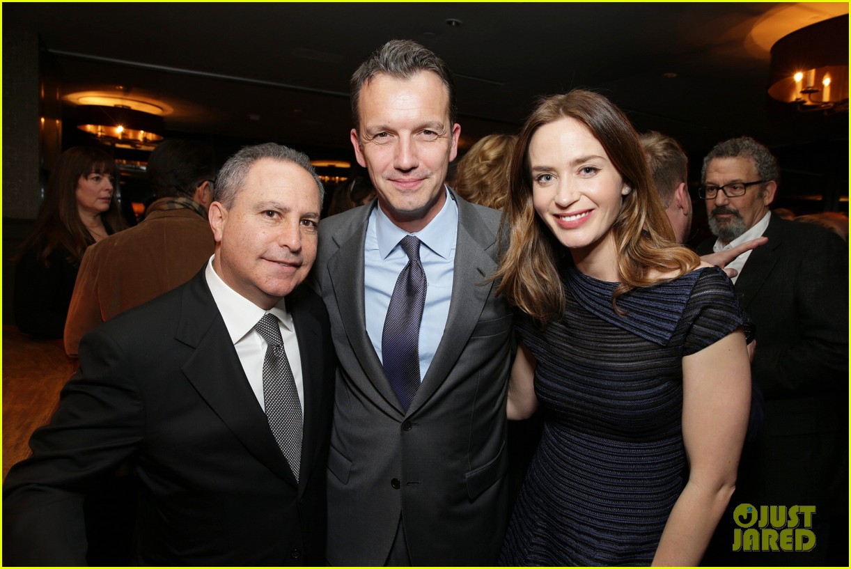 Emily Blunt, Meryl Streep, & James Corden Get Festive at 'Into The ...