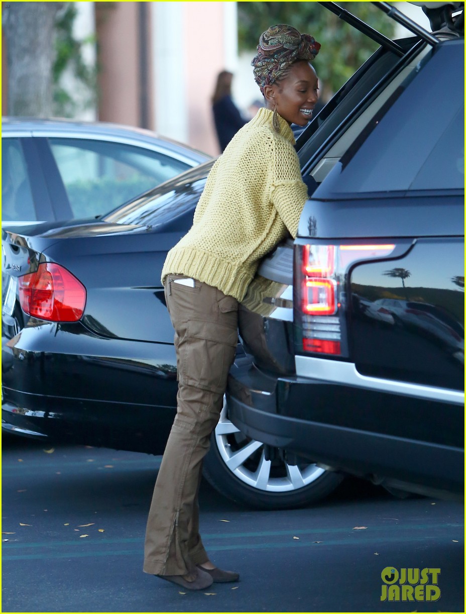 Brandy Shares Adorable Sunday Selfie with Daugther Sy'rai!: Photo ...