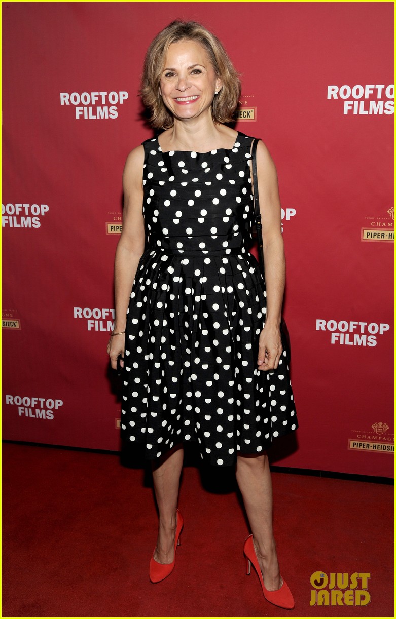 Anna Camp & Heather Graham Get Glam for 'Goodbye To All That' New York ...