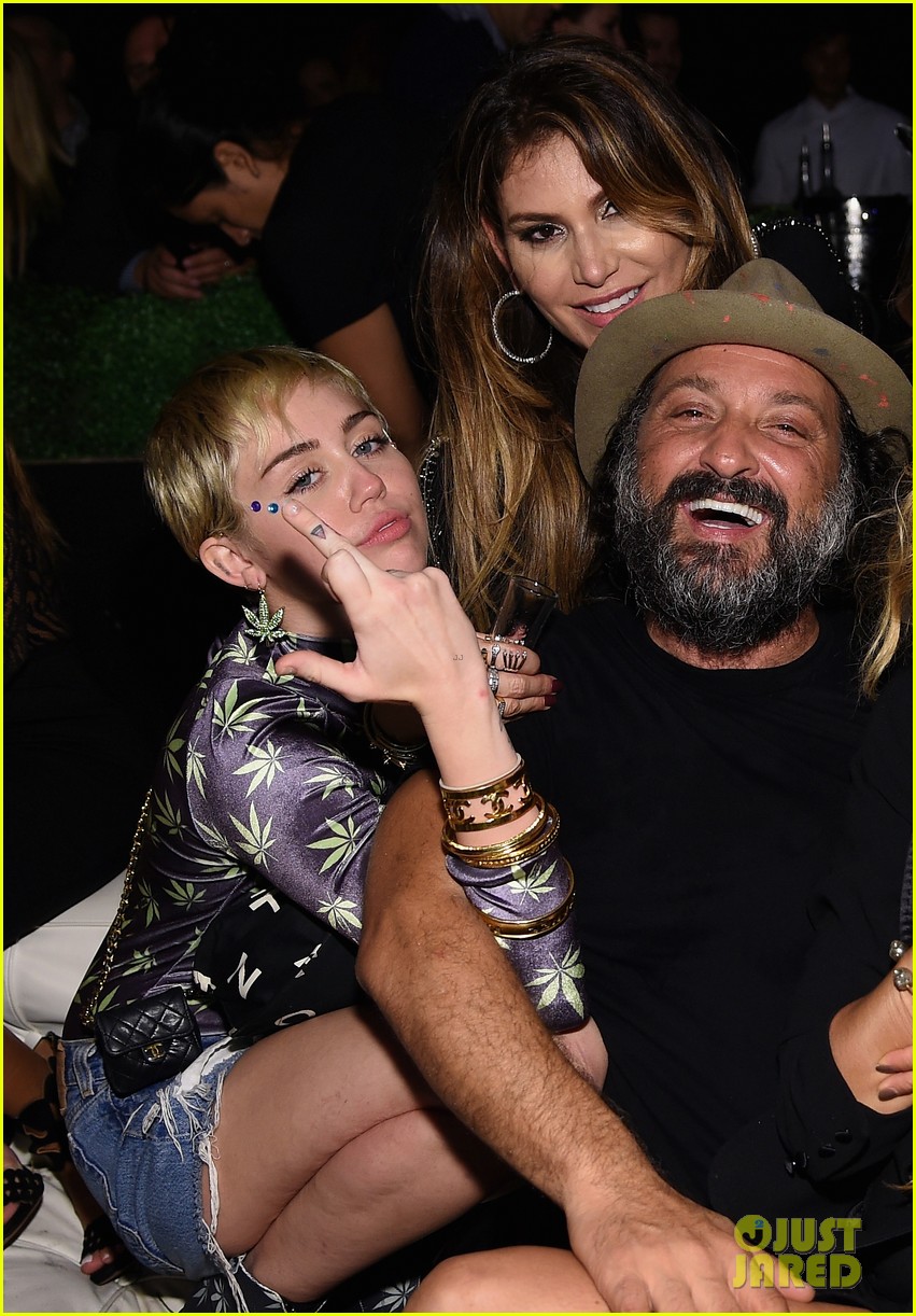 Miley Cyrus Dances Friday Night Away with Patrick Schwarzenegger ...