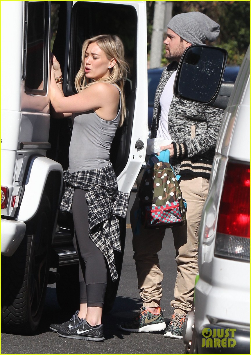 Hilary Duff Meets Up with Her Ex Mike Comrie: Photo 3268937 | Hilary ...