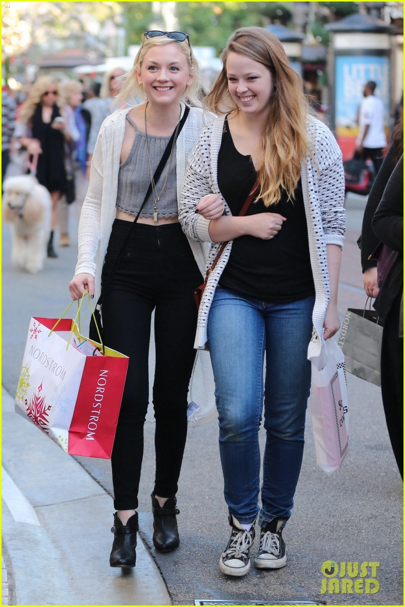 Emily Kinney Has Yet to Watch Her Final 'Walking Dead' Episode: Photo ...