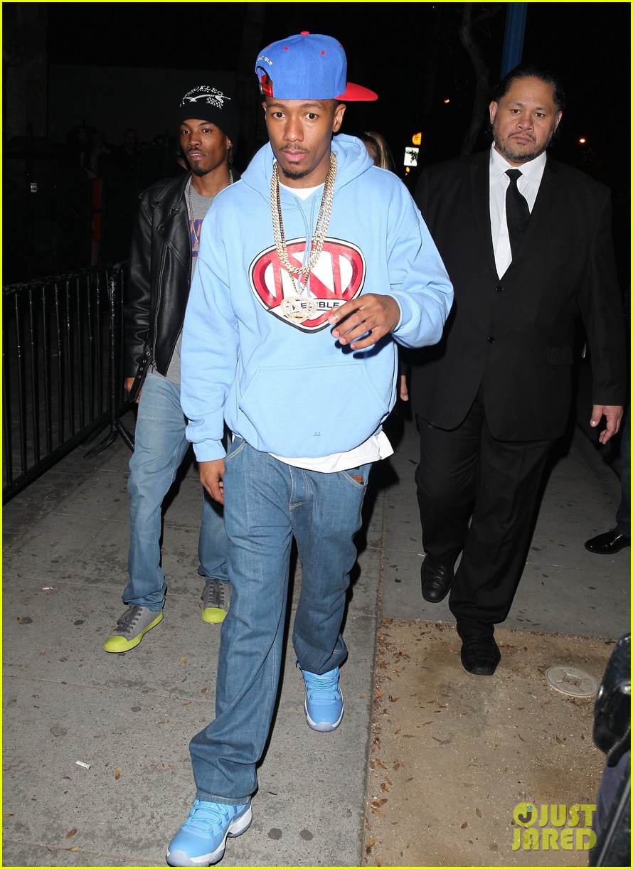 Kevin Hart Helps Will Ferrell Become Tough in New 'Get Hard' Trailer ...