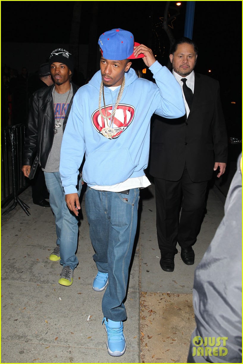 Kevin Hart Helps Will Ferrell Become Tough in New 'Get Hard' Trailer ...