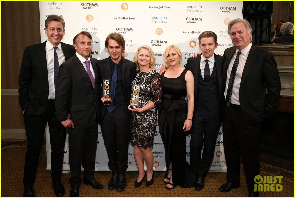 Ethan Hawke & 'Boyhood' Cast Score Independent Film Audience Award at ...