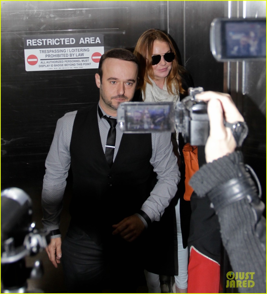 Lindsay Lohan Still Has Her Assistant Matt Harrell!: Photo 3270181 ...