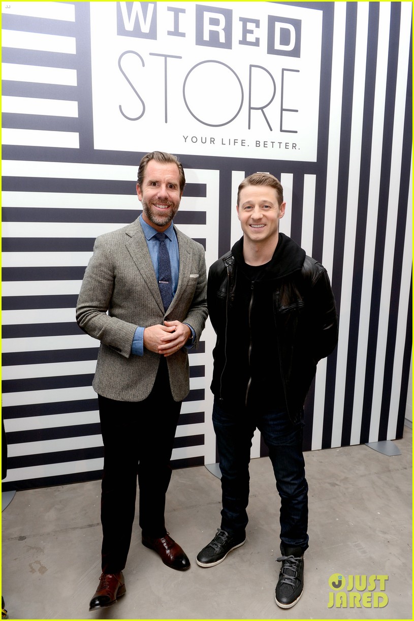 Ben McKenzie Helps 'Wired' Mag Celebrate 10th Annual Store!: Photo ...