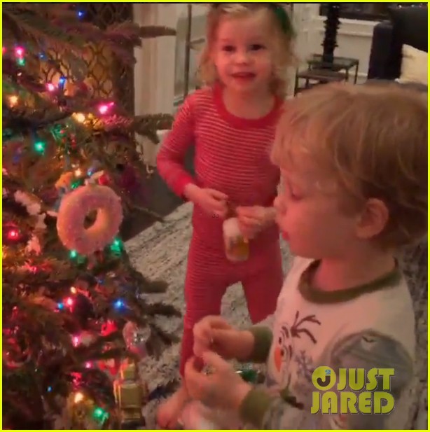 Neil Patrick Harris' Kids Sing 'Jingle Bells' & It's So, So Cute ...