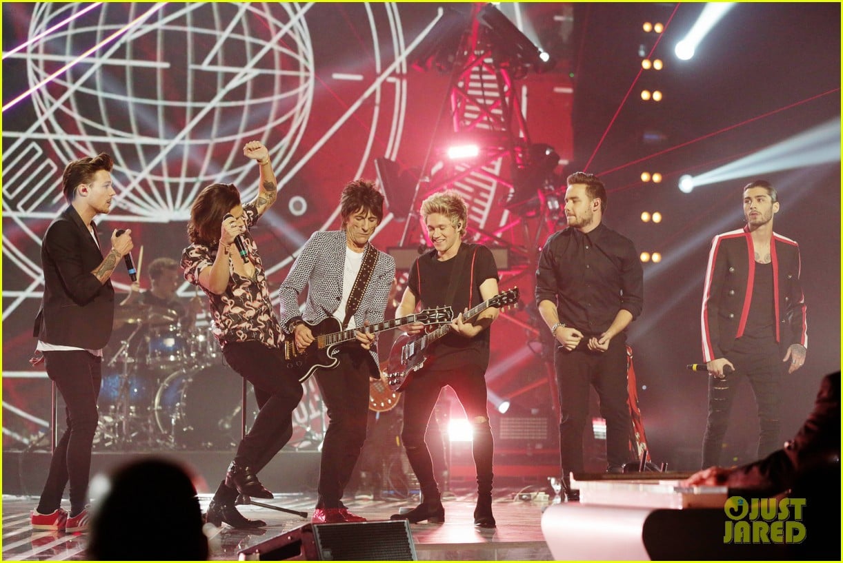 One Direction Perform With Ronnie Wood on 'X Factor UK' Final (Video ...