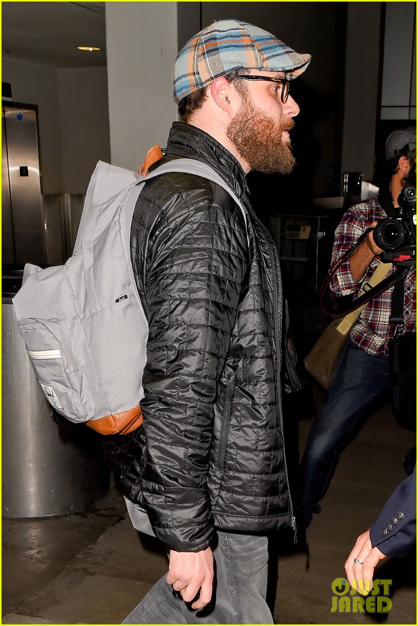 Seth Rogen Travels with New Bodyguard Amid Hackers' Threats: Photo ...