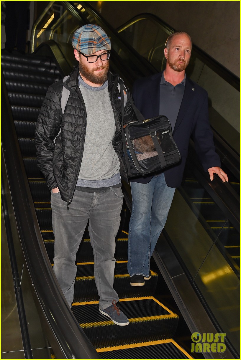 Seth Rogen Travels with New Bodyguard Amid Hackers' Threats: Photo ...