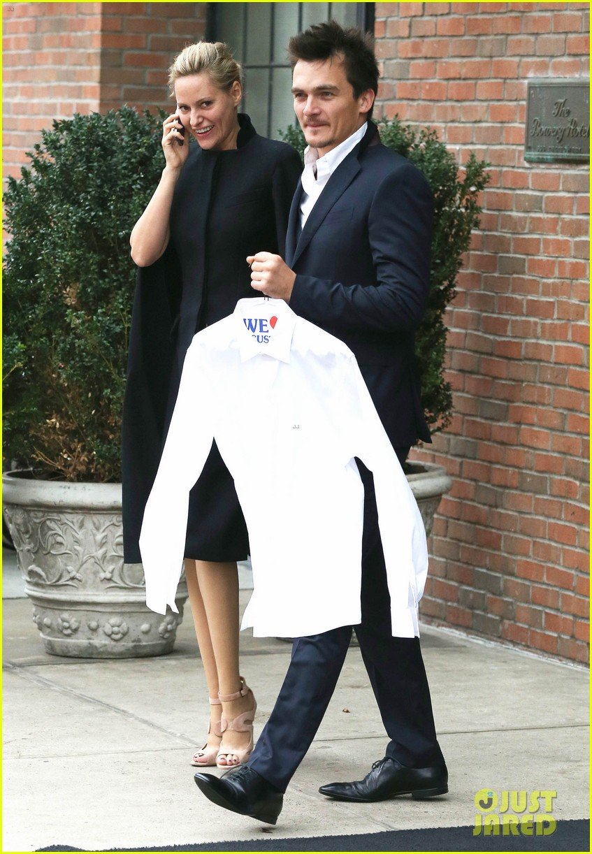 Homeland's Rupert Friend & New Fiancee Aimee Mullins Are Happy As Can ...