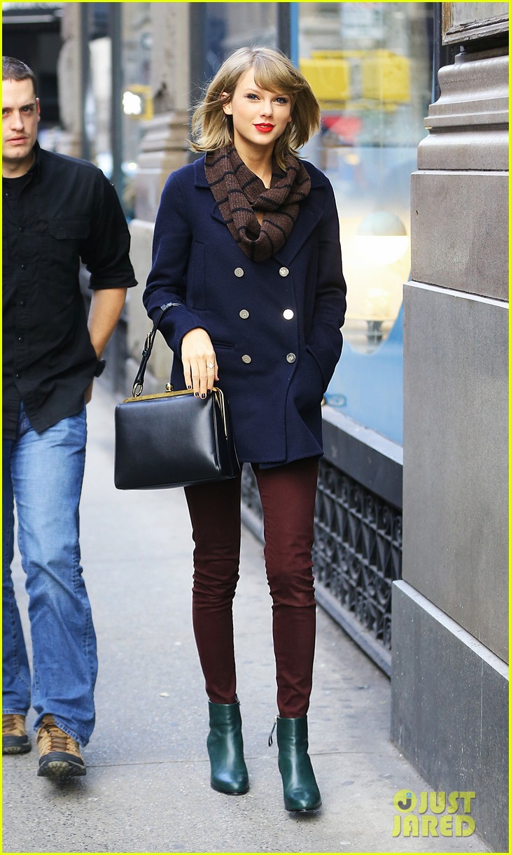 Taylor Swift Has Been The Soundtrack To Paper Towns Filming Photo 3265558 Taylor Swift 