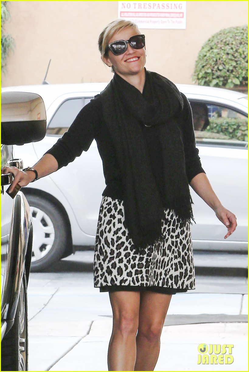 Reese Witherspoon's 15-Year-Old Daughter Ava Joins Instagram: Photo ...