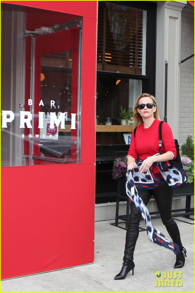 Reese Witherspoon Admits Crying & Telling Husband Jim Toth 'F--K You ...