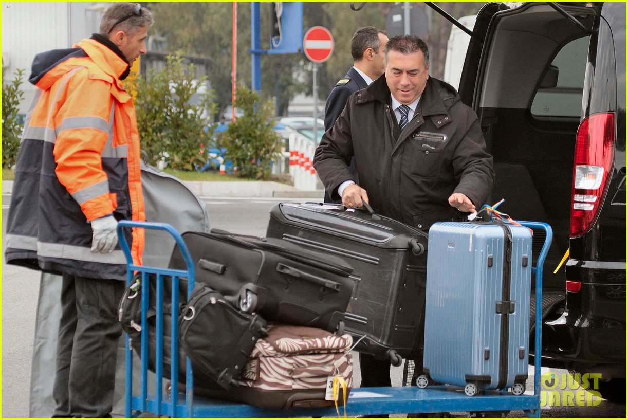 Angelina Jolie Arrives in Rome Ahead of Meeting Pope Francis: Photo ...