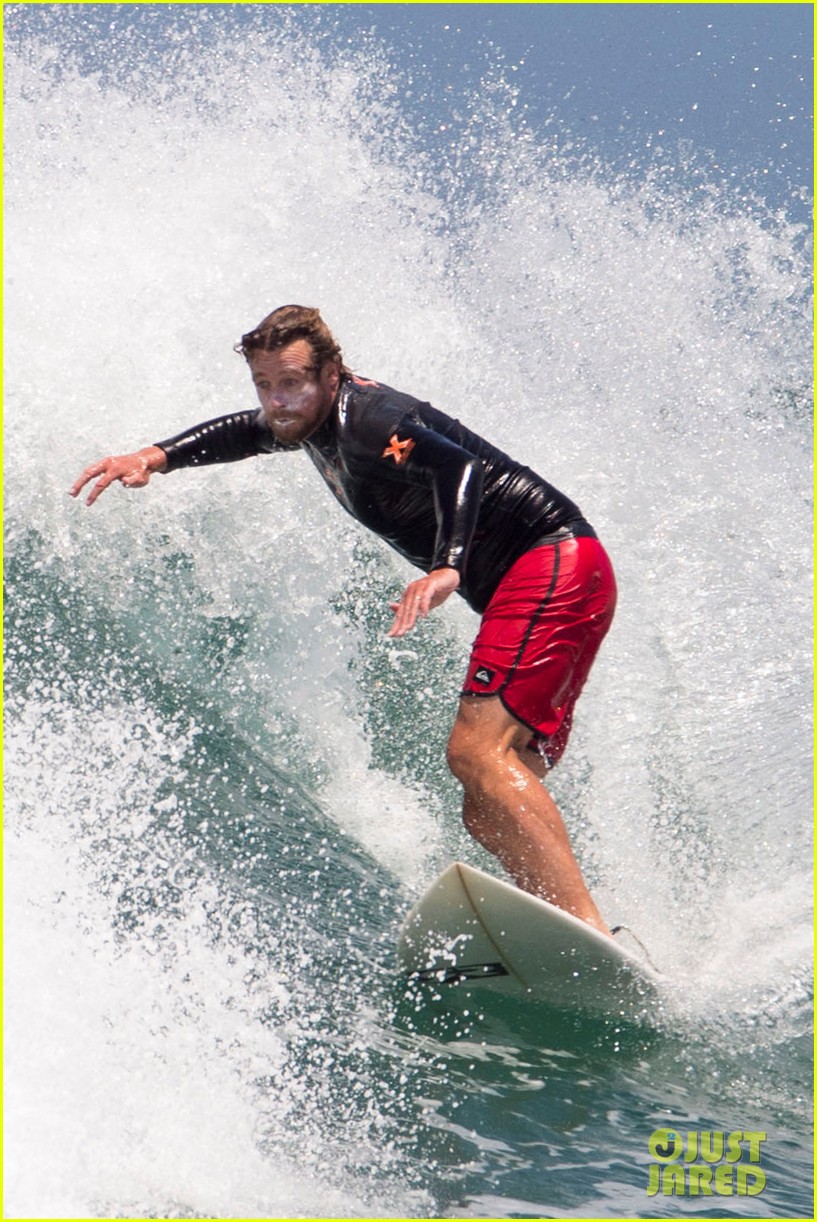 Simon Baker Shows Off His Shirtless Body Surfing: Photo 3286755 ...