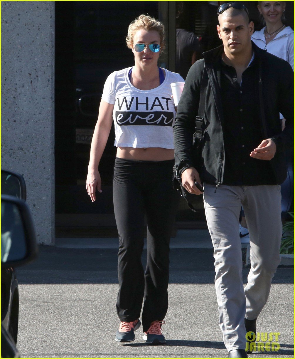 Photo: britney spears rock hard abs dance studio 12 | Photo 3275359 ...