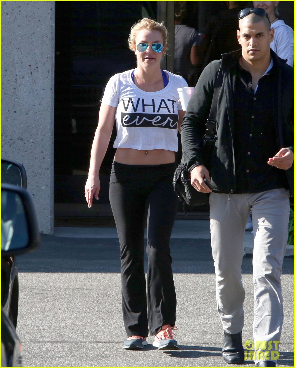 Britney Spears Flashes Rock Hard Abs After Dance Rehearsal: Photo ...