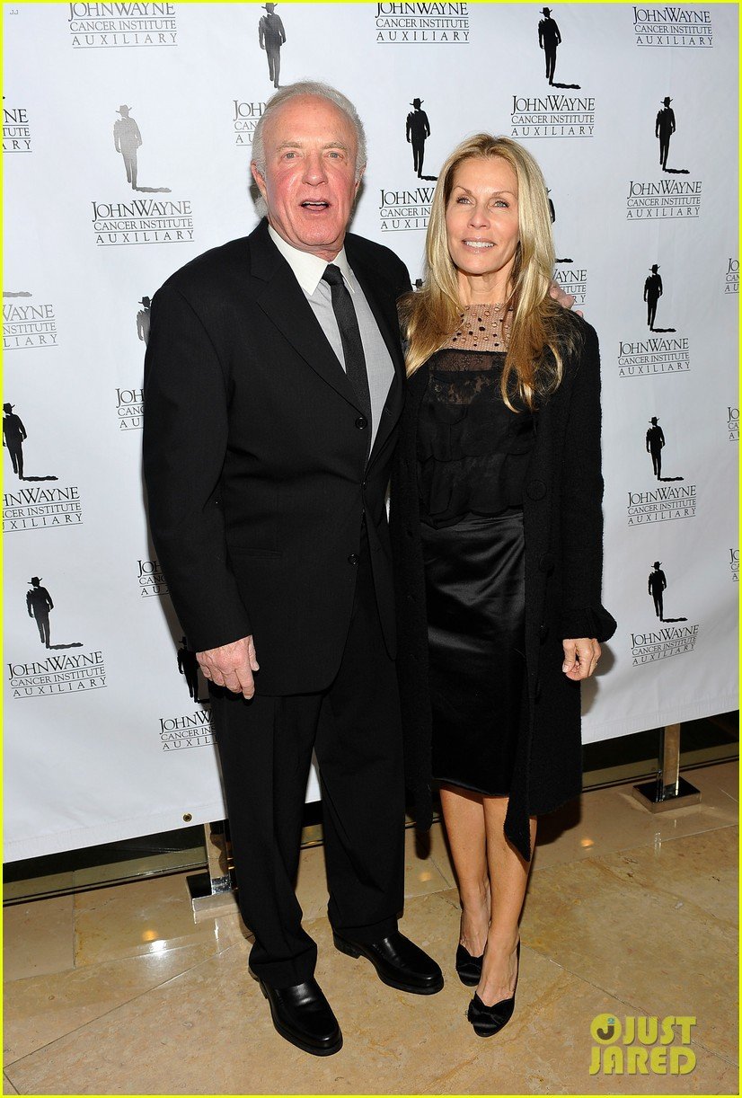 James Caan Files for Divorce from Wife Linda for Third Time: Photo ...