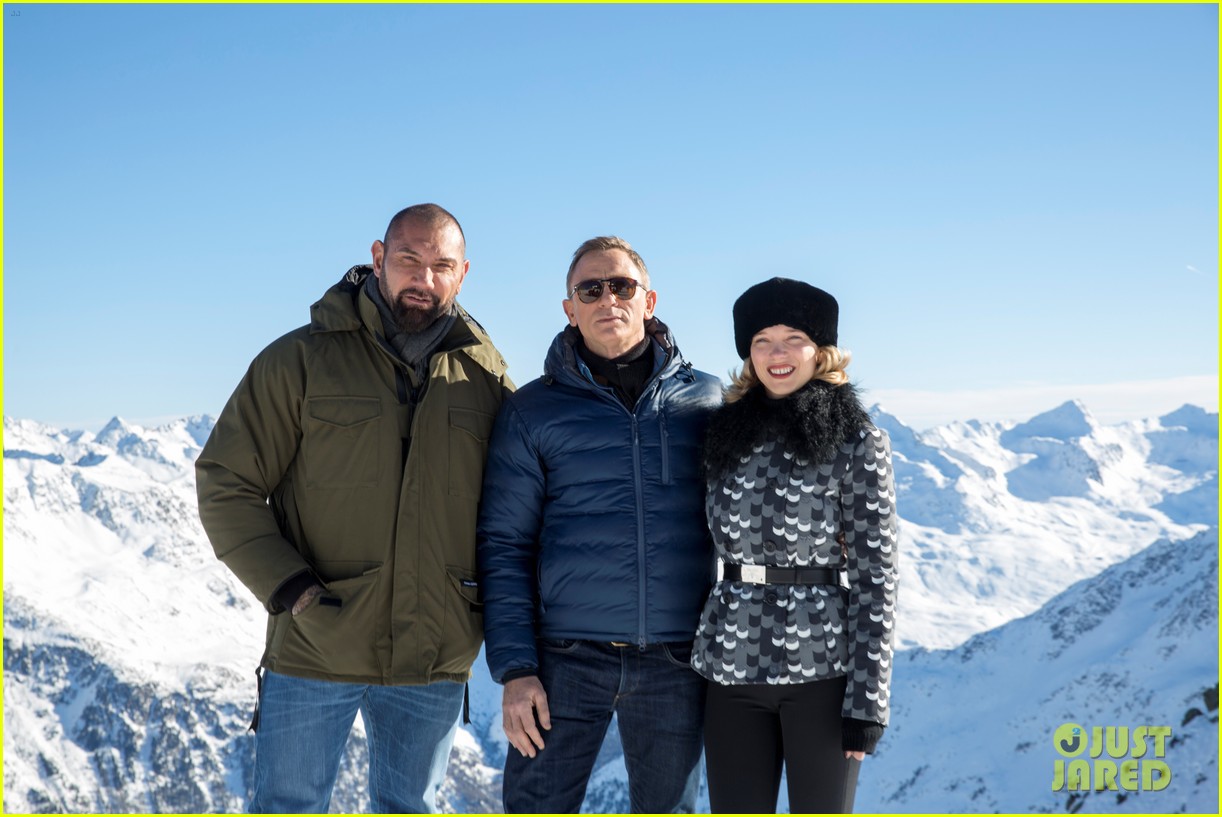 Daniel Craig Brings 'Spectre' to the Snowy Alps!: Photo 3274204 ...