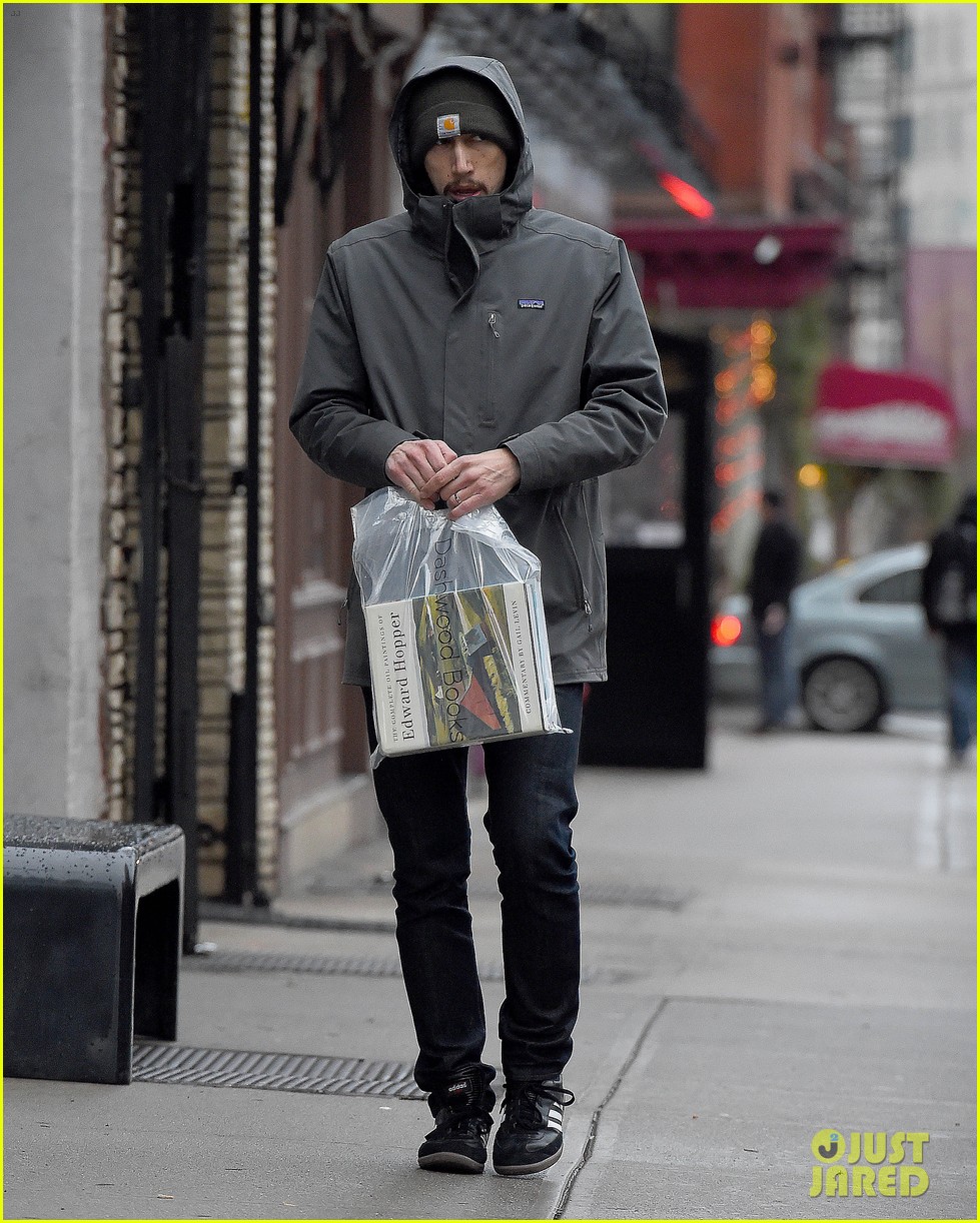 Adam Driver Stocks Up on Edward Hopper Books in Rainy NYC!: Photo ...